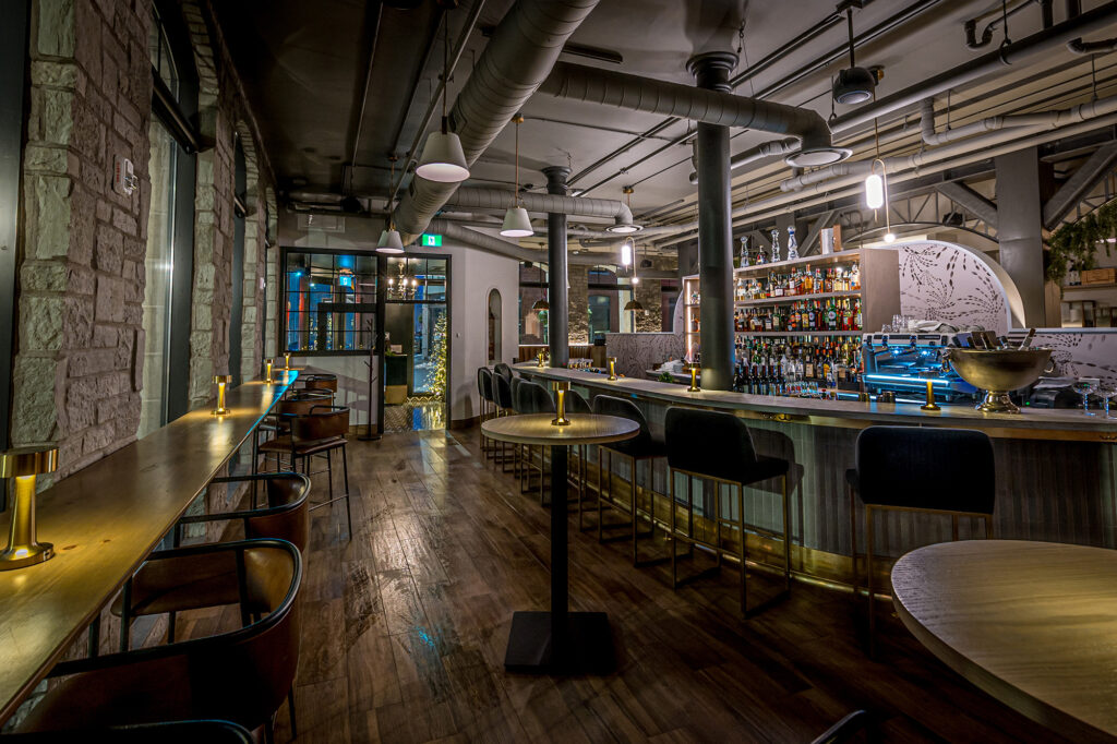 Gallery | HEIST RESTAURANT + WINE CLUB