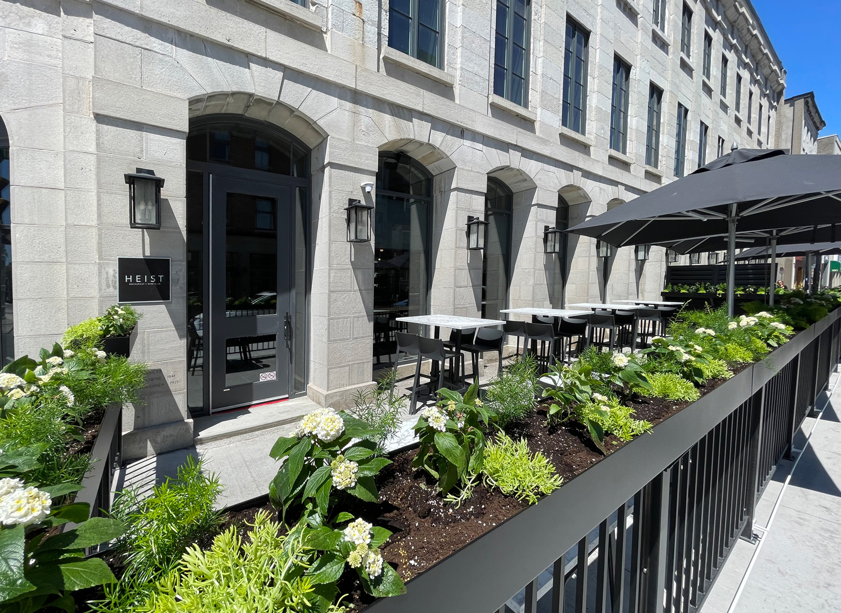 Steal the Moment | HEIST RESTAURANT + WINE CLUB