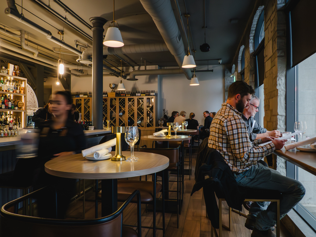 Steal the Moment | HEIST RESTAURANT + WINE CLUB